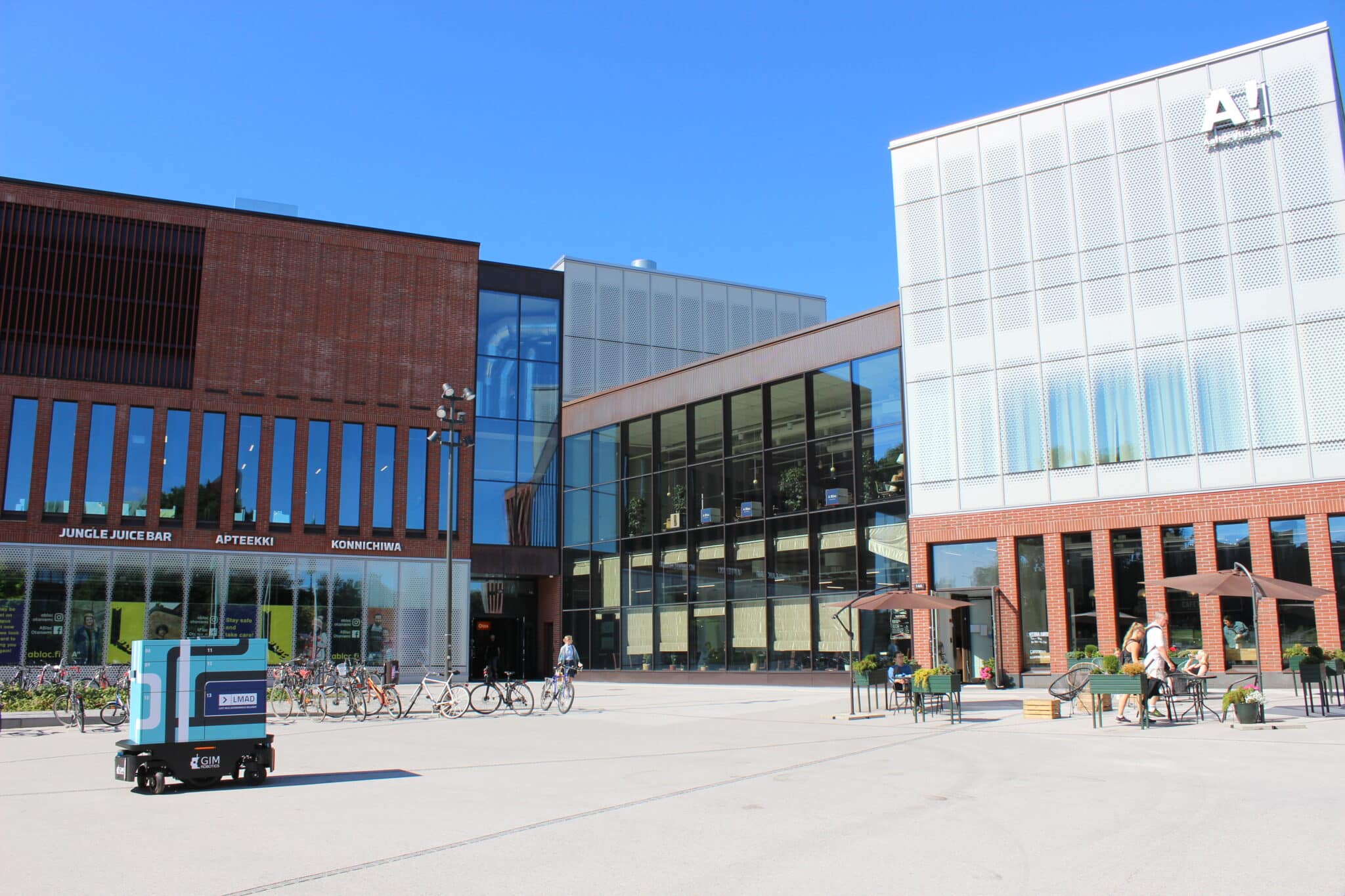 LMAD : Last Mile Autonomous Delivery